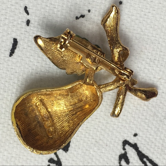 Vintage | Jewelry | Vintage Gerrys Enamel Pear Brooch | Poshmark